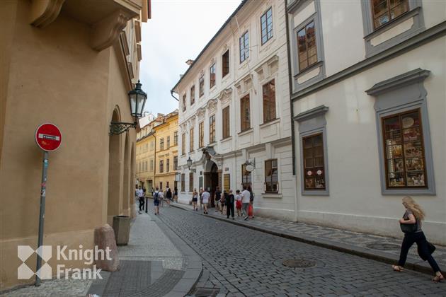 Betlémský palác je zrekonstruovaná budova, která se nac...